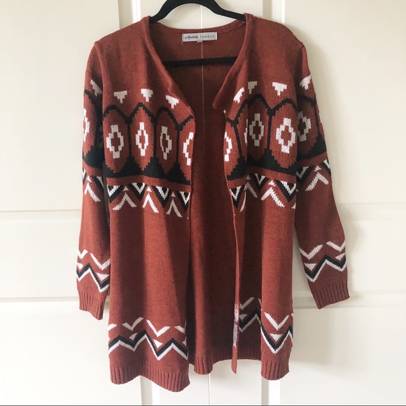 Absolutely Famous | Sweaters | Absolutely Famous Geometric Print ...